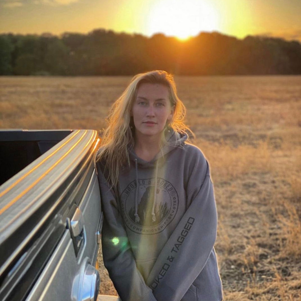 Women's – Hooked & Tagged, Inc.